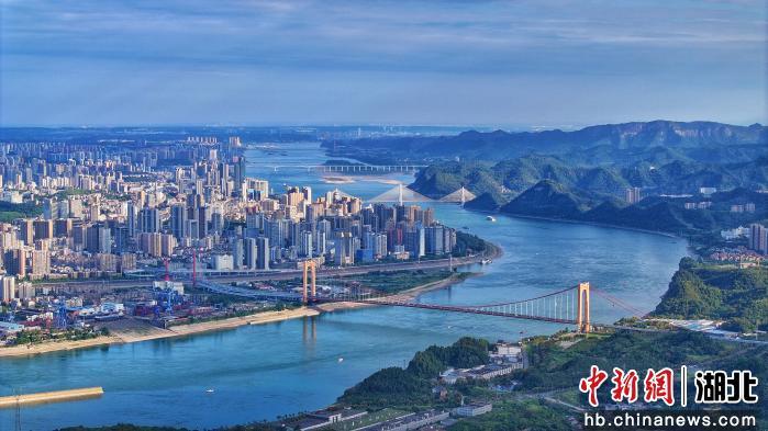 中新网湖北 湖北新闻网 十年蝶变铸辉煌 荆楚大地谱新篇